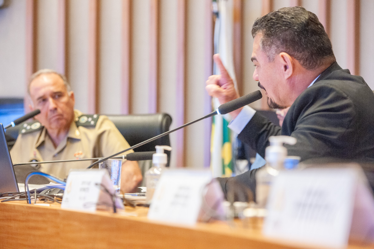 General Dutra nega que Exército teria impedido desmonte do acampamento ...