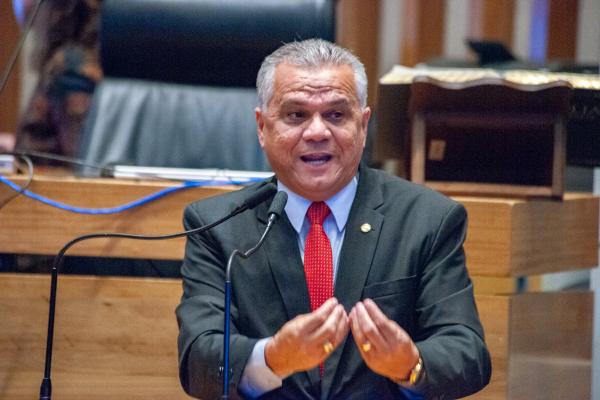 Pastor Daniel de Castro critica mandado de prisão de advogada em nova ...