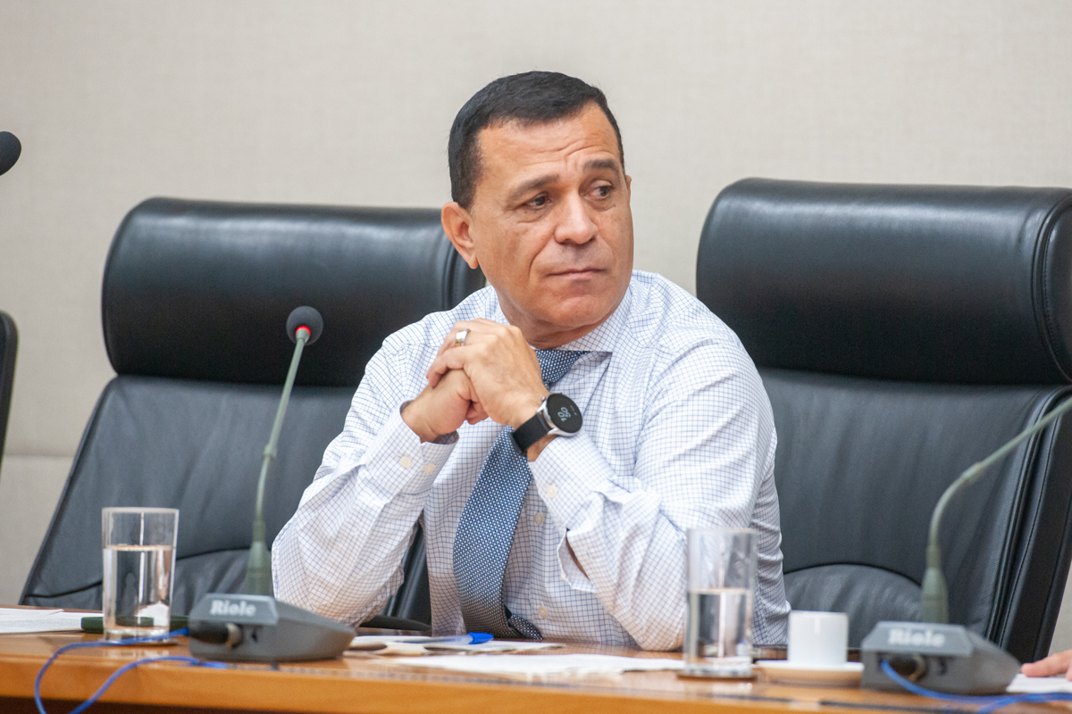 Câmara homenageia o Jiu-Jitsu e o mestre Ataíde Jr - CLDF