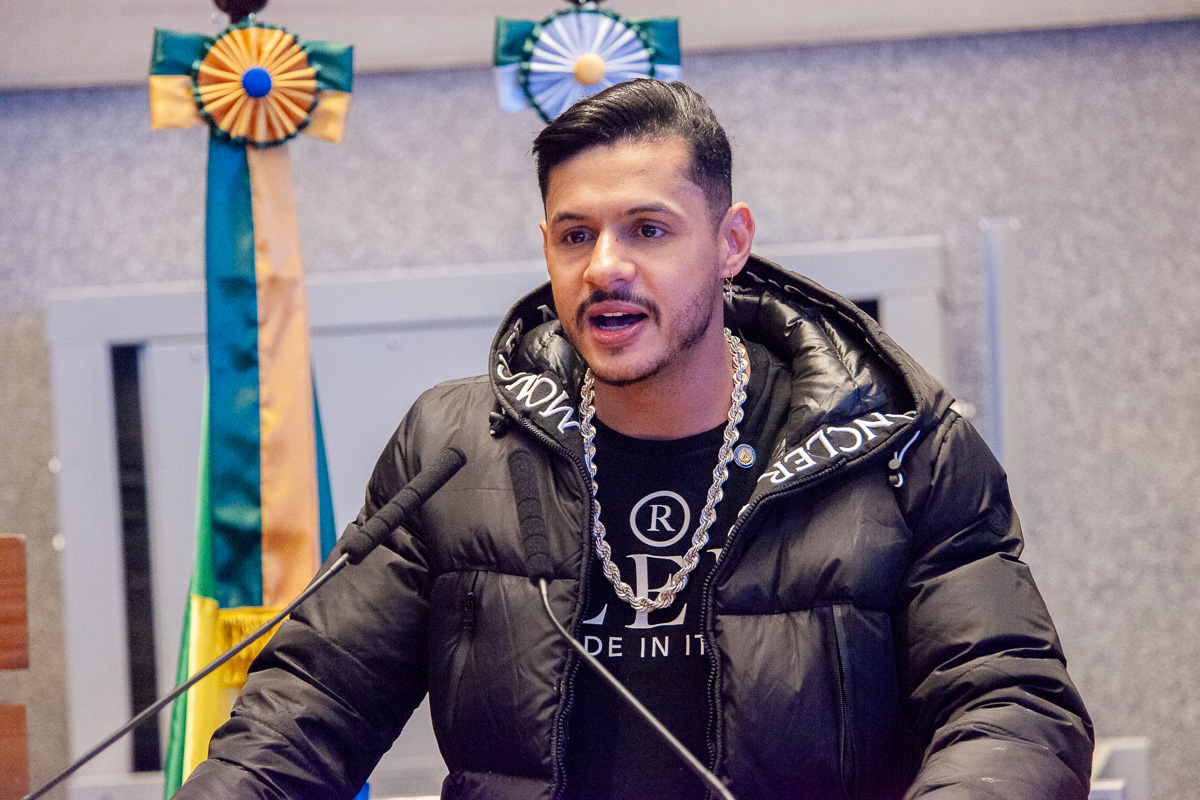 Em celebração ao Dia do Orgulho Autista, CLDF outorga título de Cidadão ...