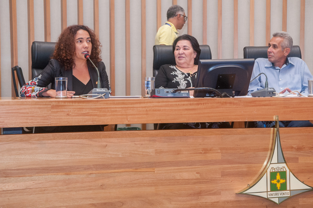 Produtora do Maior São João do Cerrado recebe título de cidadã - CLDF